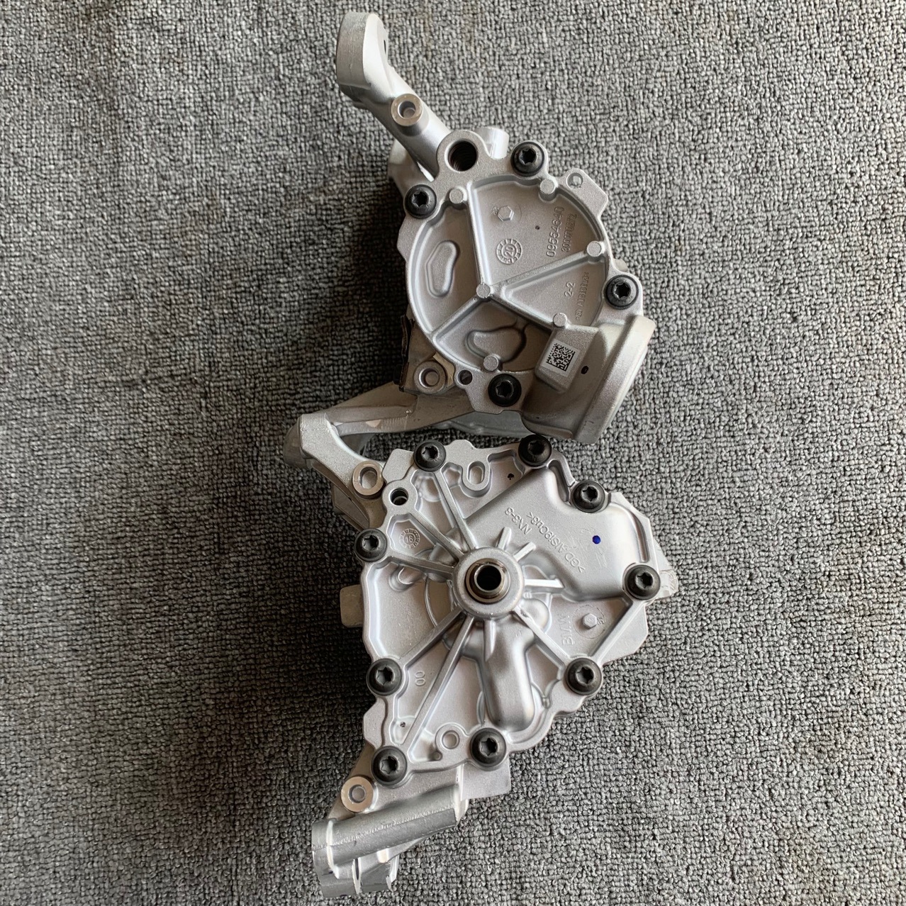 适用宝马b38 b48发动机机油泵总成 11417624135 11418616719-阿里巴巴