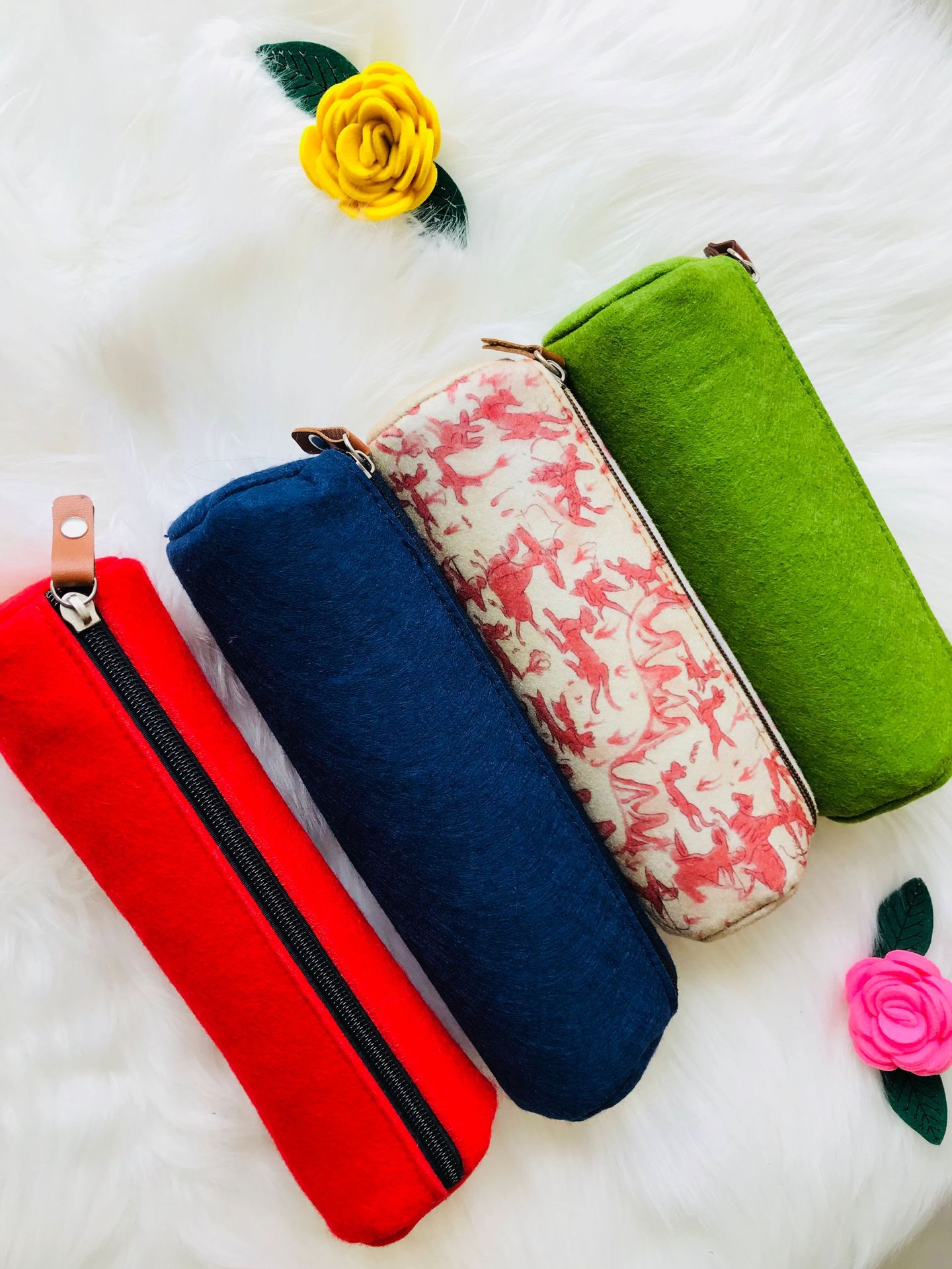 2022新款毛毡包创意圆款学院风铅笔袋毛毡拉链笔袋文具盒笔袋-阿里巴巴