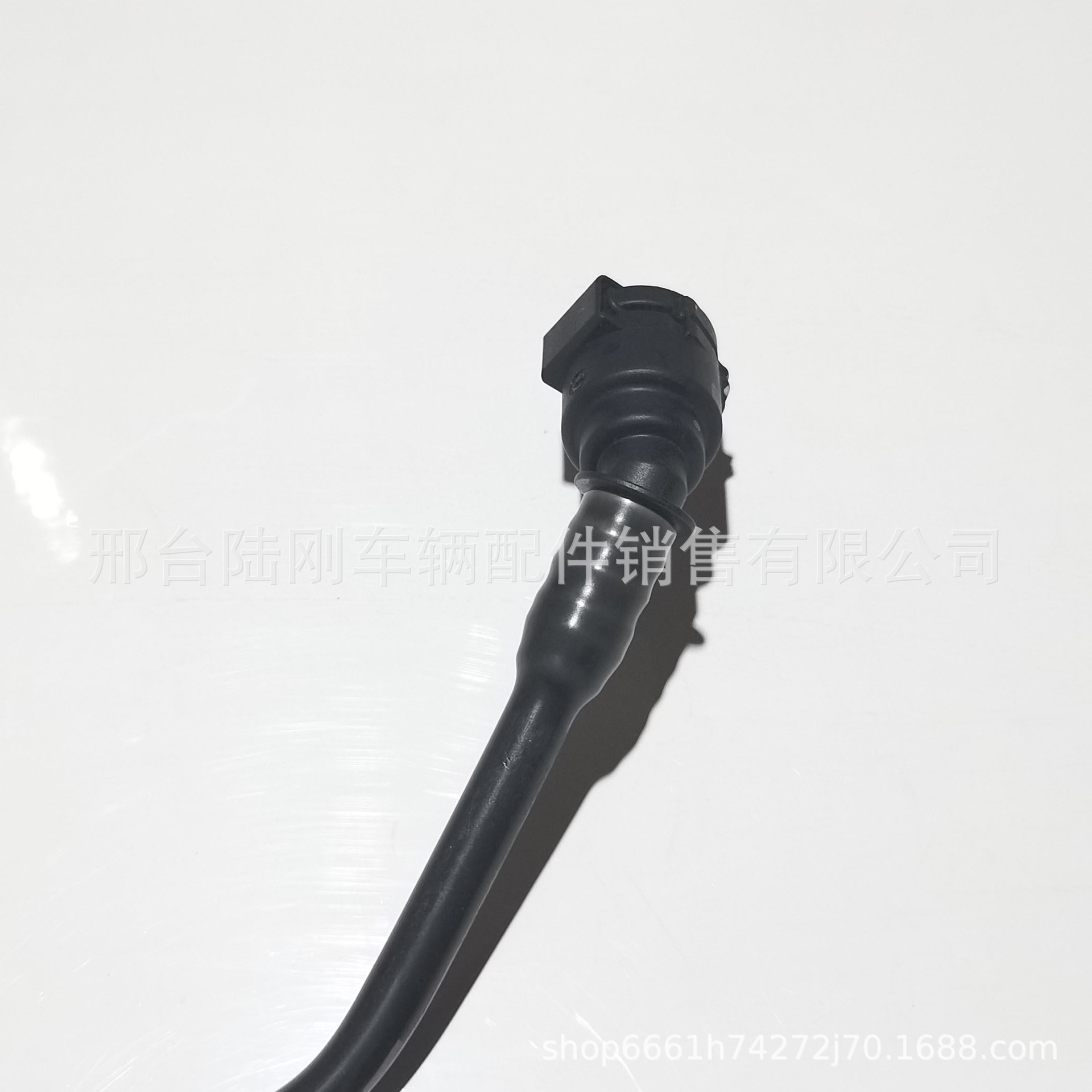 17128662871适用7系G12汽车冷却液通风软管水管油管废气管排气管-阿里巴巴