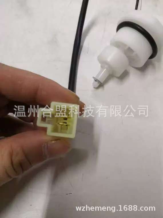 适用丰田汽车油水分离传感器 23301-5446023303-64010-阿里巴巴