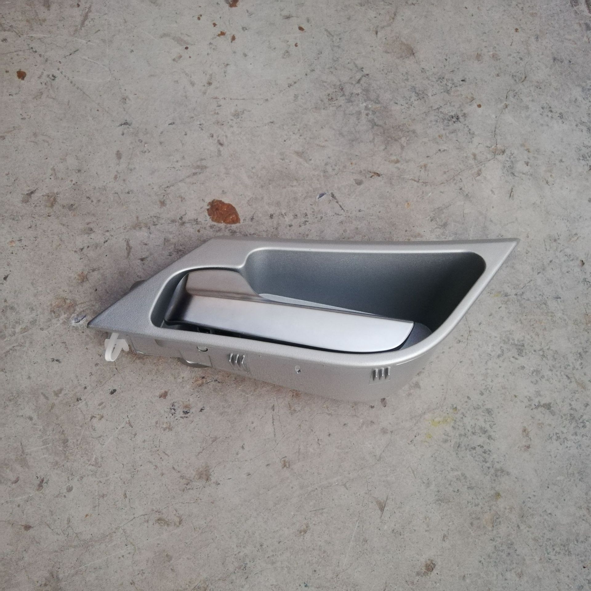 豪沃T7H TX 汕德卡重汽豪翰J7B车门拉线 WG1671340110 车门内扣手-阿里巴巴