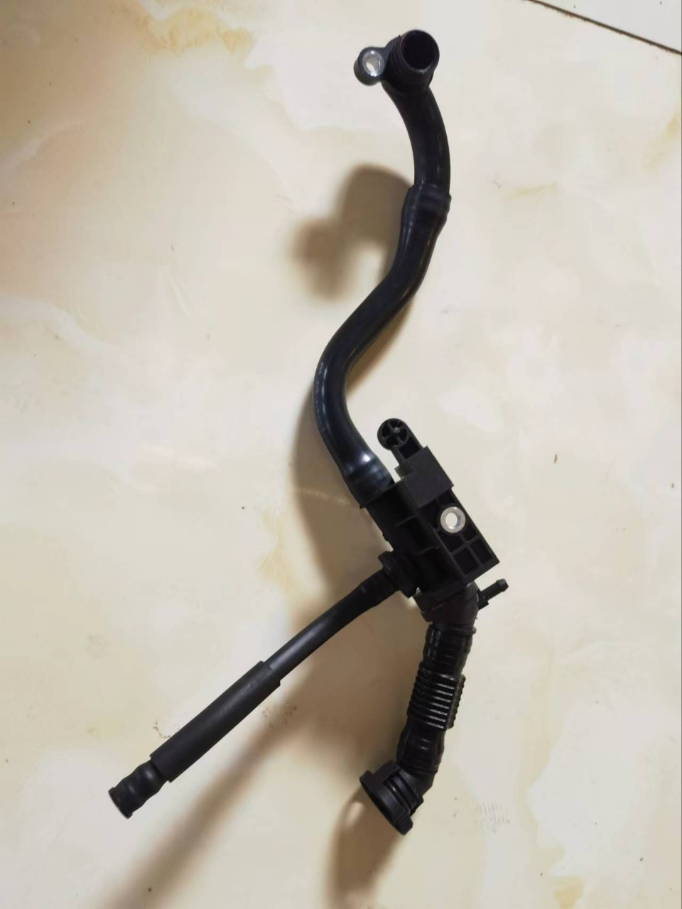 03C103474AB,03C103474AD,适用于大众奥迪斯柯达通风软管废气管-阿里巴巴