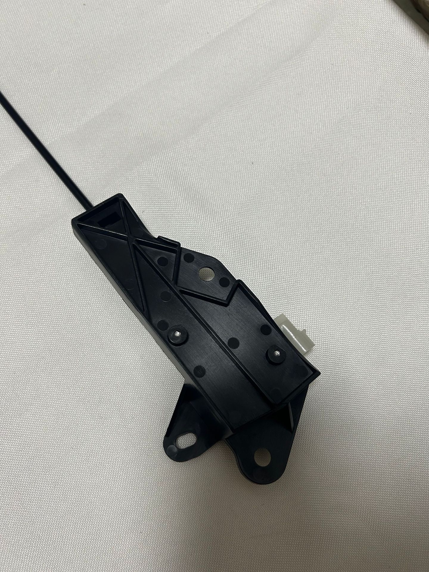 适用于特斯拉配件Model3机盖锁机马达1098789-00-D 1098790-00-D-阿里巴巴