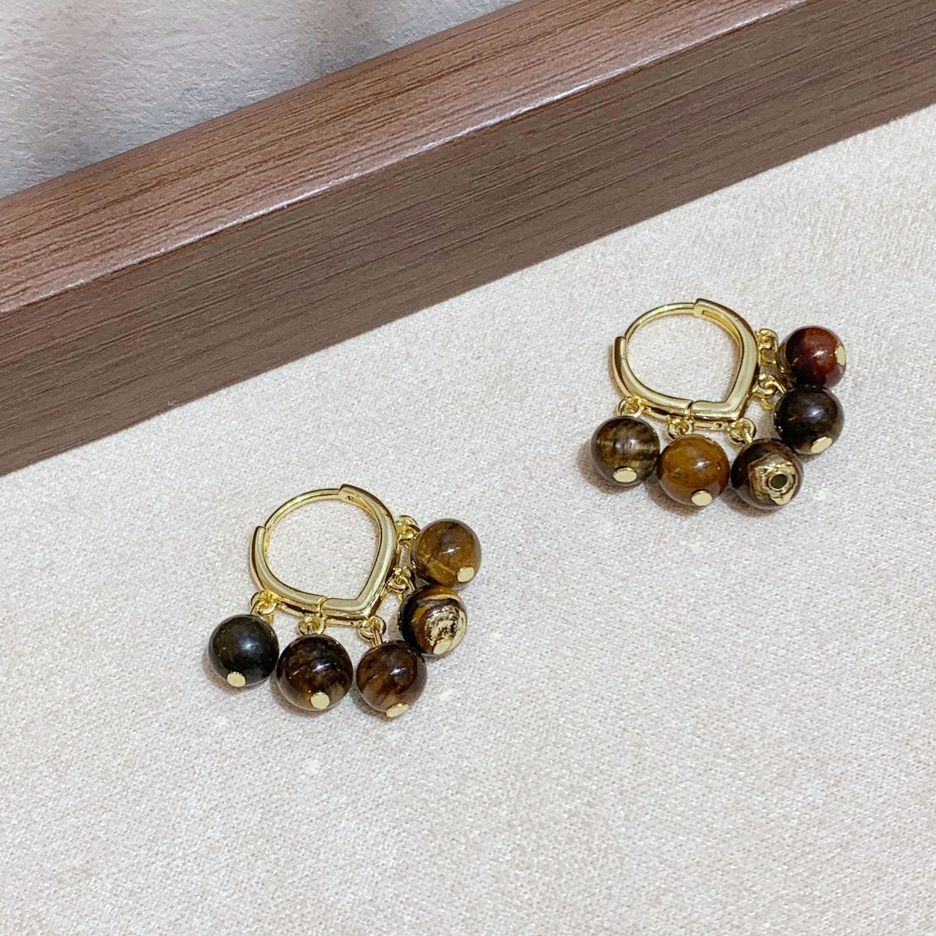 秋季新款新中式撞色串珠时尚百搭耳圈耳环秋冬轻奢高级感气质配饰-阿里巴巴