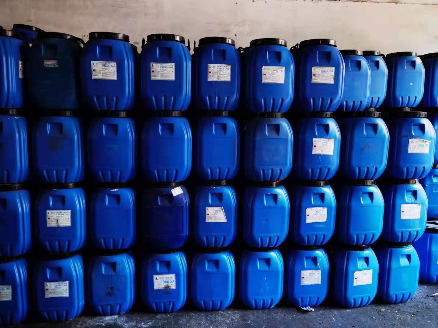 VAE707乳液中国石化川维CW40-707乙酸乙烯酯-乙烯共聚乳液705 716-阿里巴巴