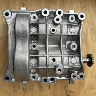 32298902/32140127/21410587适用沃尔沃XC60XC90发动机机油泵-阿里巴巴