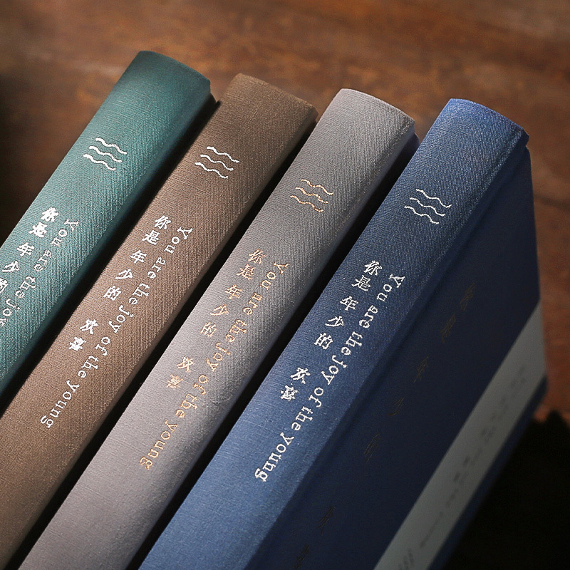 彩色圆脊精装书印刷 小说畅销精装书 A5特种纸封面硬壳书印刷-阿里巴巴