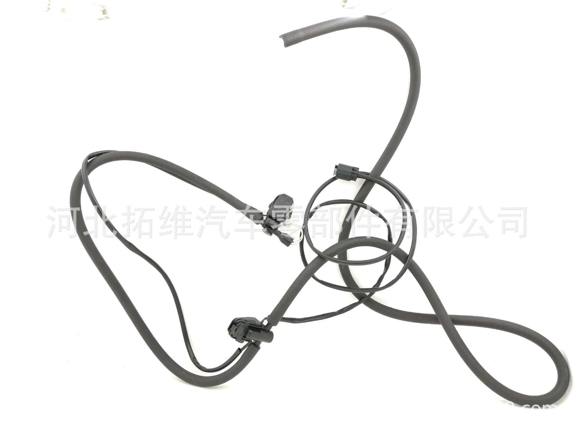 适用于奔驰工厂批发汽车配件机盖喷水嘴不带加热适用于1698600492-阿里巴巴