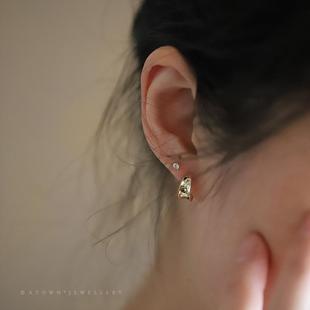 925纯银镀14k金耳钉宽版仿耳圈式时髦光板耳环日韩小众ins女耳饰-阿里巴巴