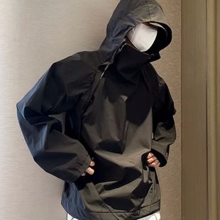 半拉链冲锋衣外套男春秋季潮牌痞帅套头工装夹克技能连帽宽松上衣-阿里巴巴