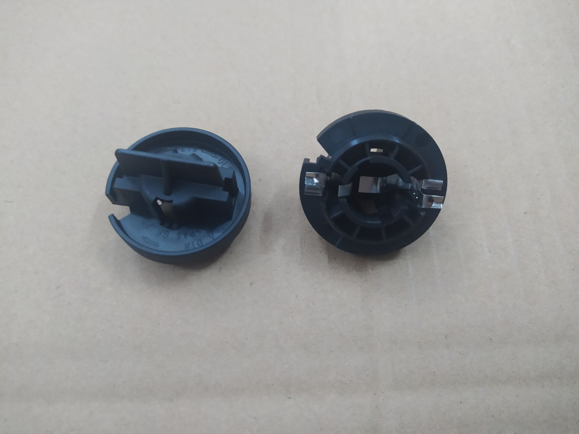 适用宝马迷你R56R58R57刹车灯座尾灯灯泡座转向灯座63212756177-阿里巴巴