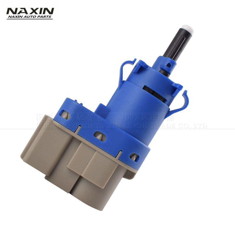 XKB500110适用于路虎揽胜发现刹车灯开关制动控制开关XKB500030-阿里巴巴