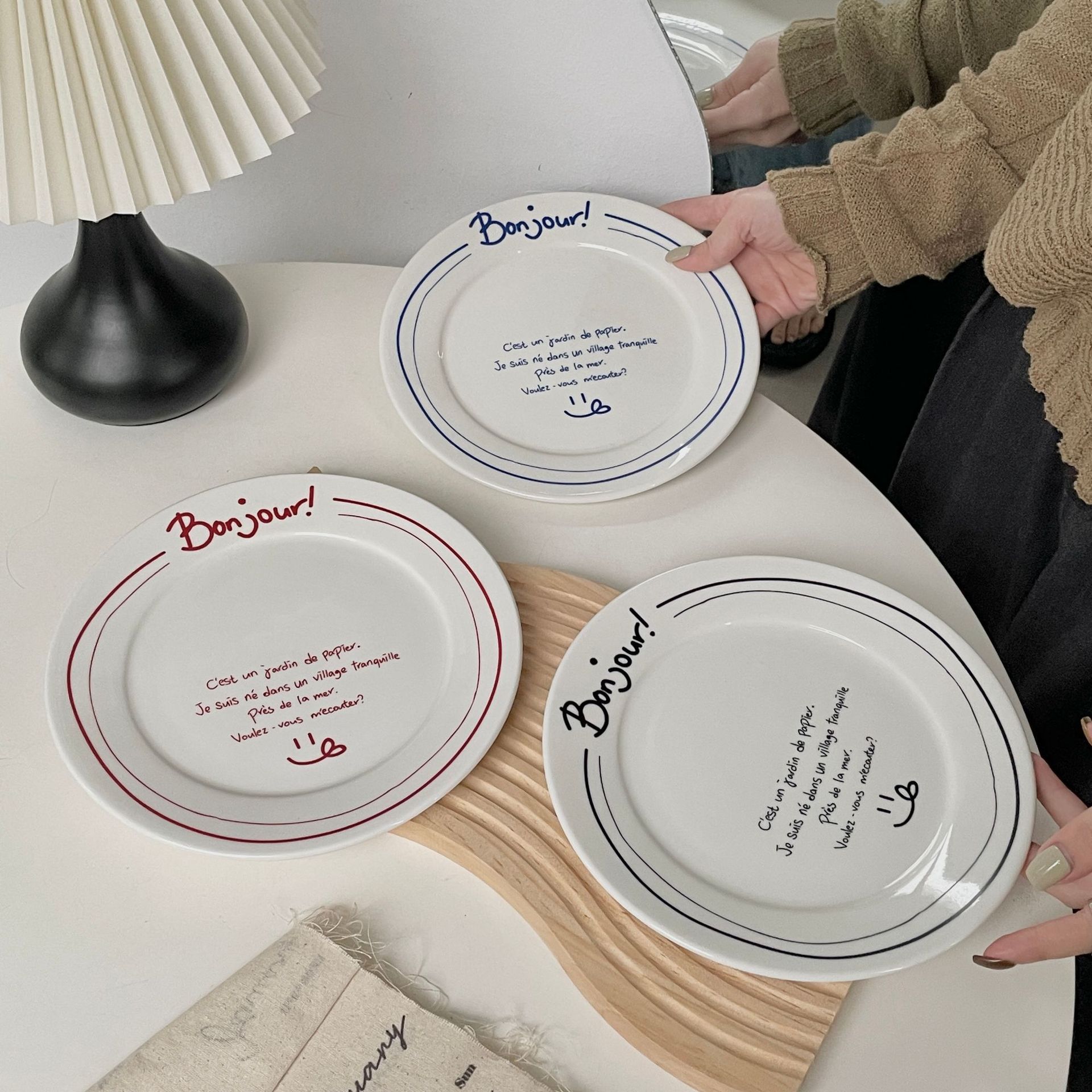 韓国insフランス文字シンプルな食事皿クリエイティブ朝食皿デザート皿円盤楕円皿 | ホーム＆キッチン | 7sGood通販