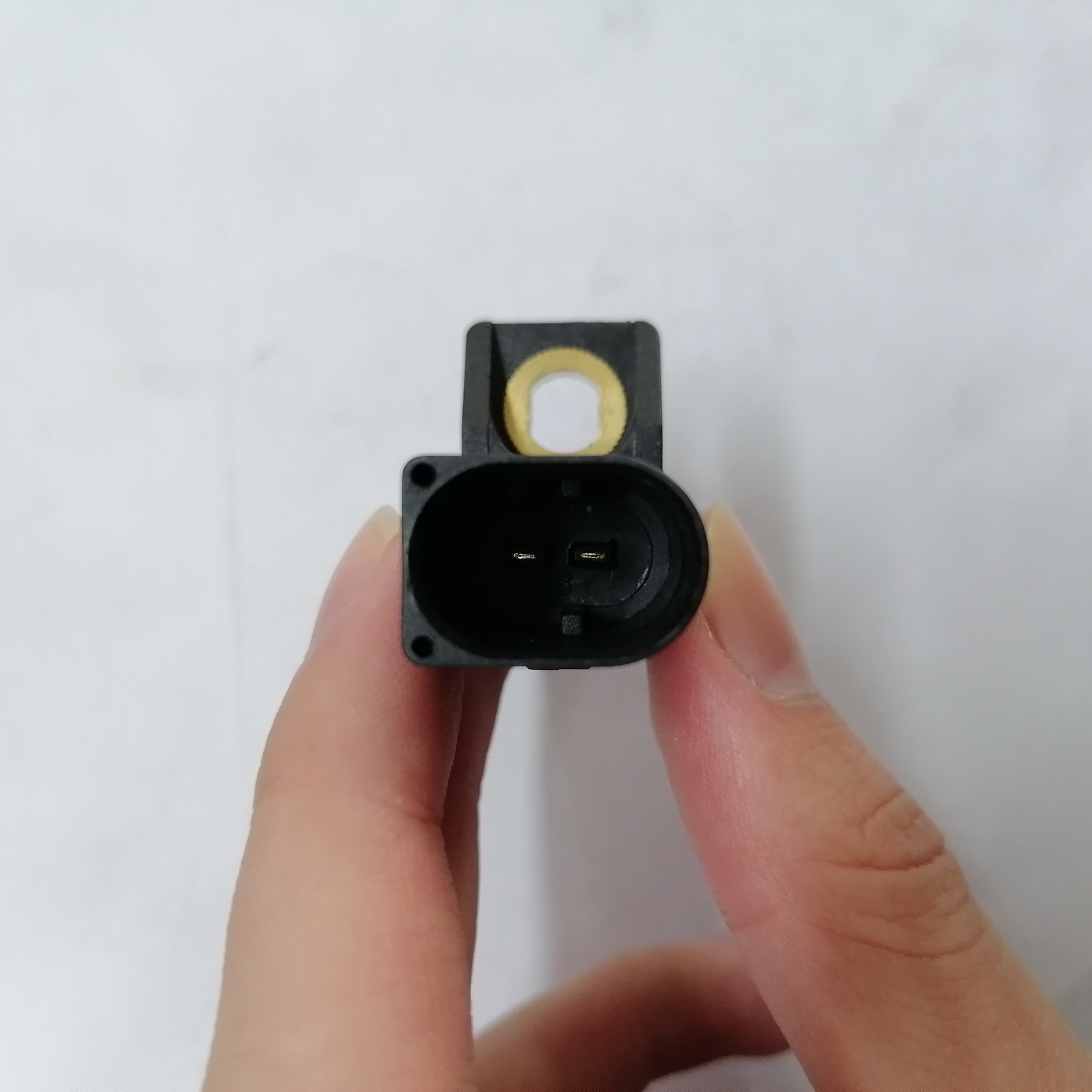 汽车曲轴位置传感器适用于奔驰W220 S600 0031532728 0261210170-阿里巴巴