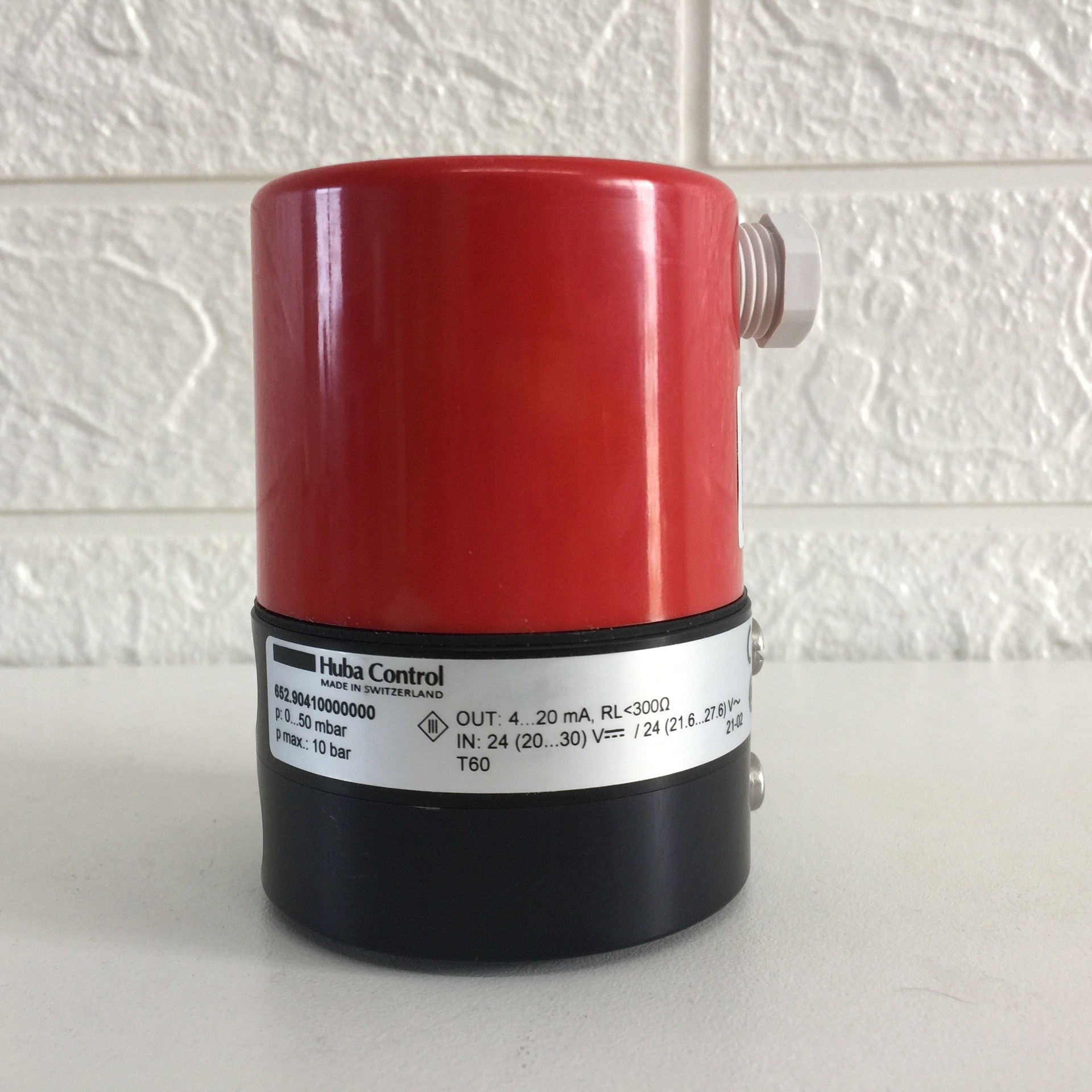 HUBA压力传感器 652系列 0-50MBAR 压力变送器 电压/电流可选-阿里巴巴