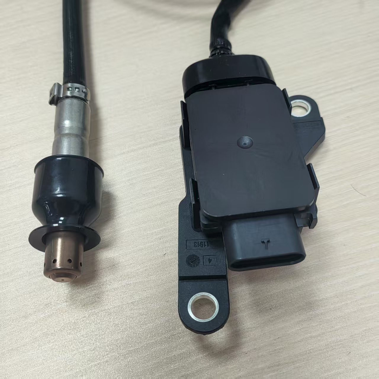 跨境 氮氧传感器LR118316 LR079595 适用于路虎揽胜极光发现 捷豹-阿里巴巴