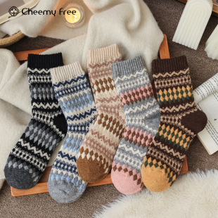 CHEEMYFREE秋冬新款费尔岛风羊毛中筒女袜时尚保暖民族风加厚女袜-阿里巴巴