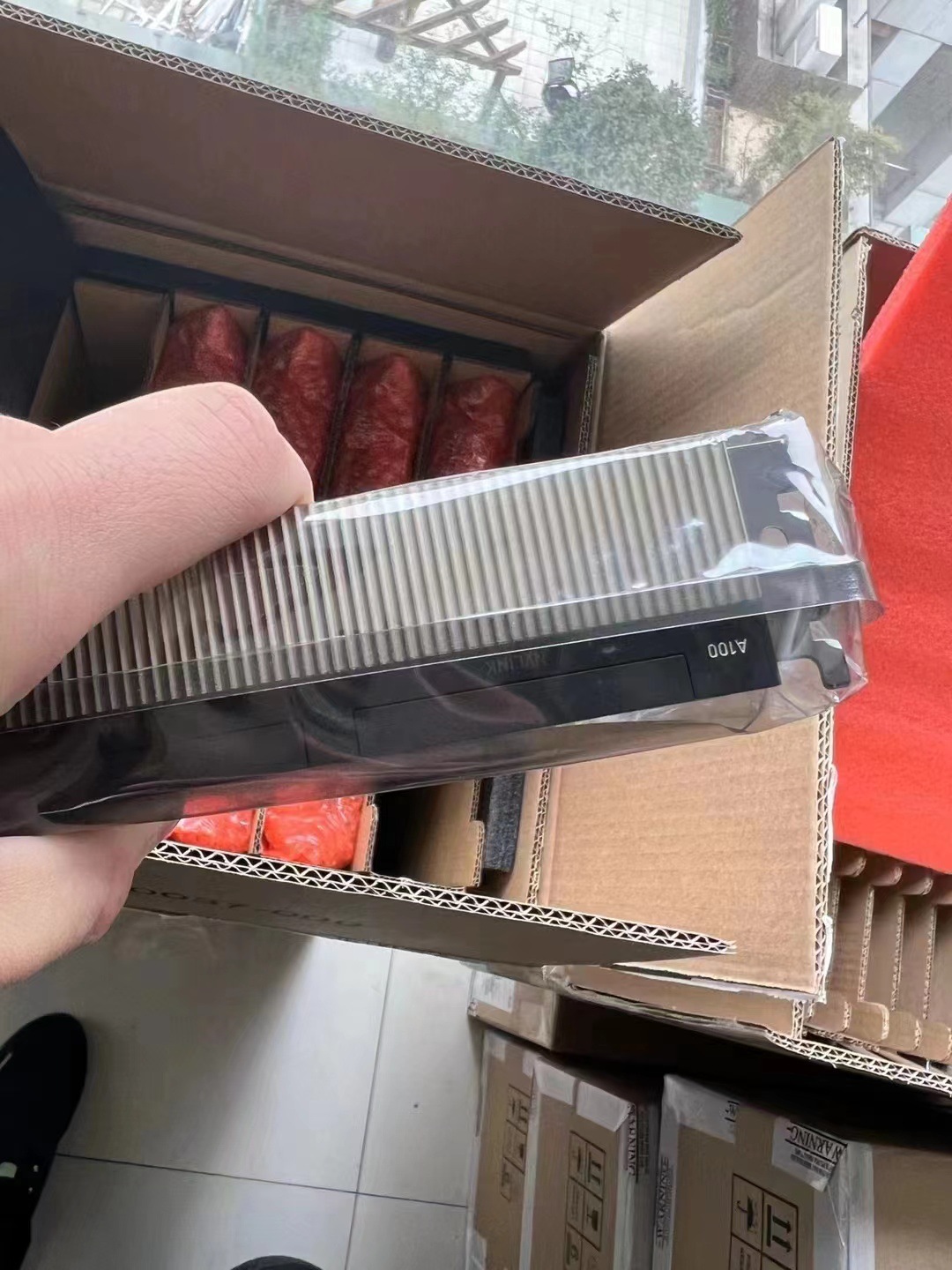 适用英伟达NVIDIA Tesla A100 80G GPU PCIE Nvlink AI计算显卡-阿里巴巴