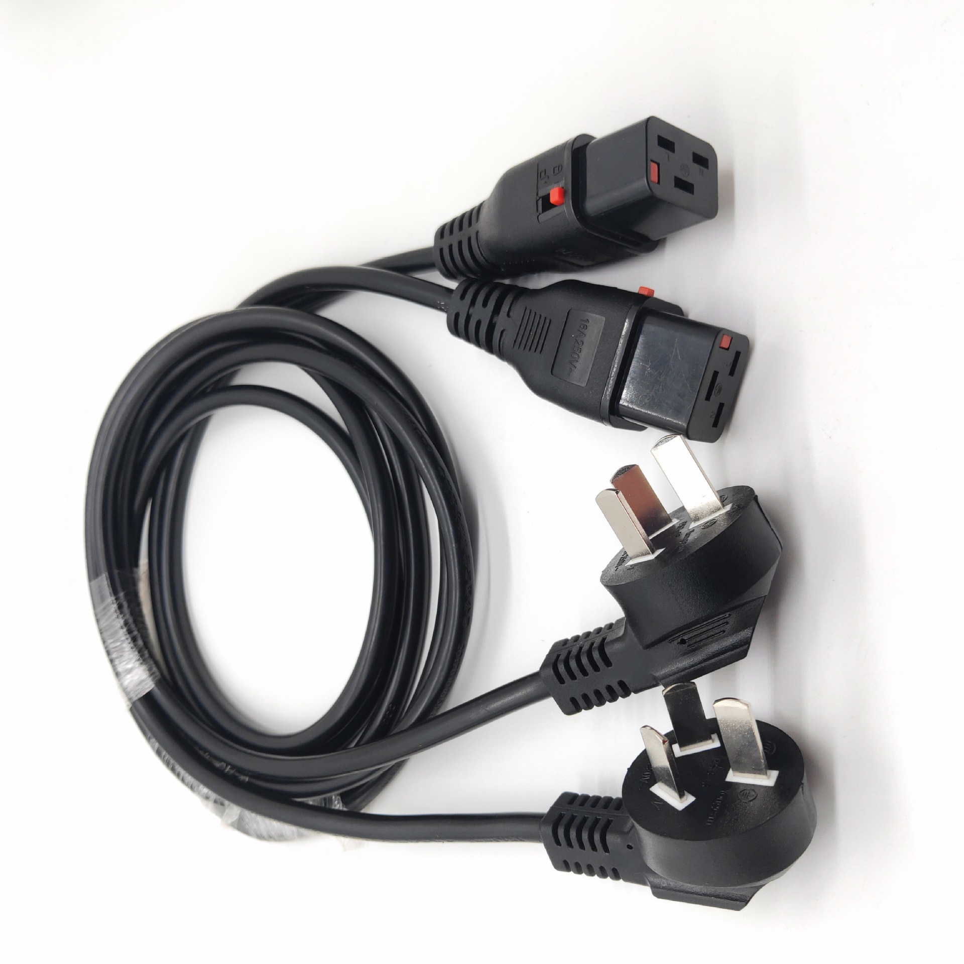 国标16A电源线插头 带锁C19/c20品字尾延长线 大国标三芯电源线-阿里巴巴