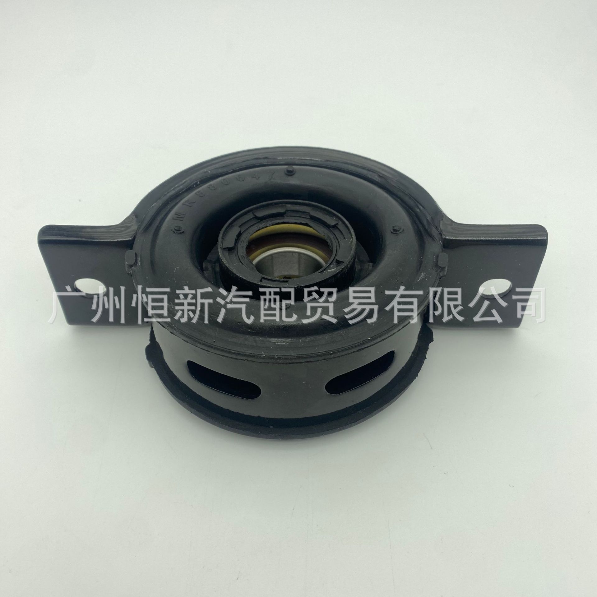 MR580647适用于L200皮卡帕杰罗KA4T汽车传动轴吊胶中间轴承支架-阿里巴巴