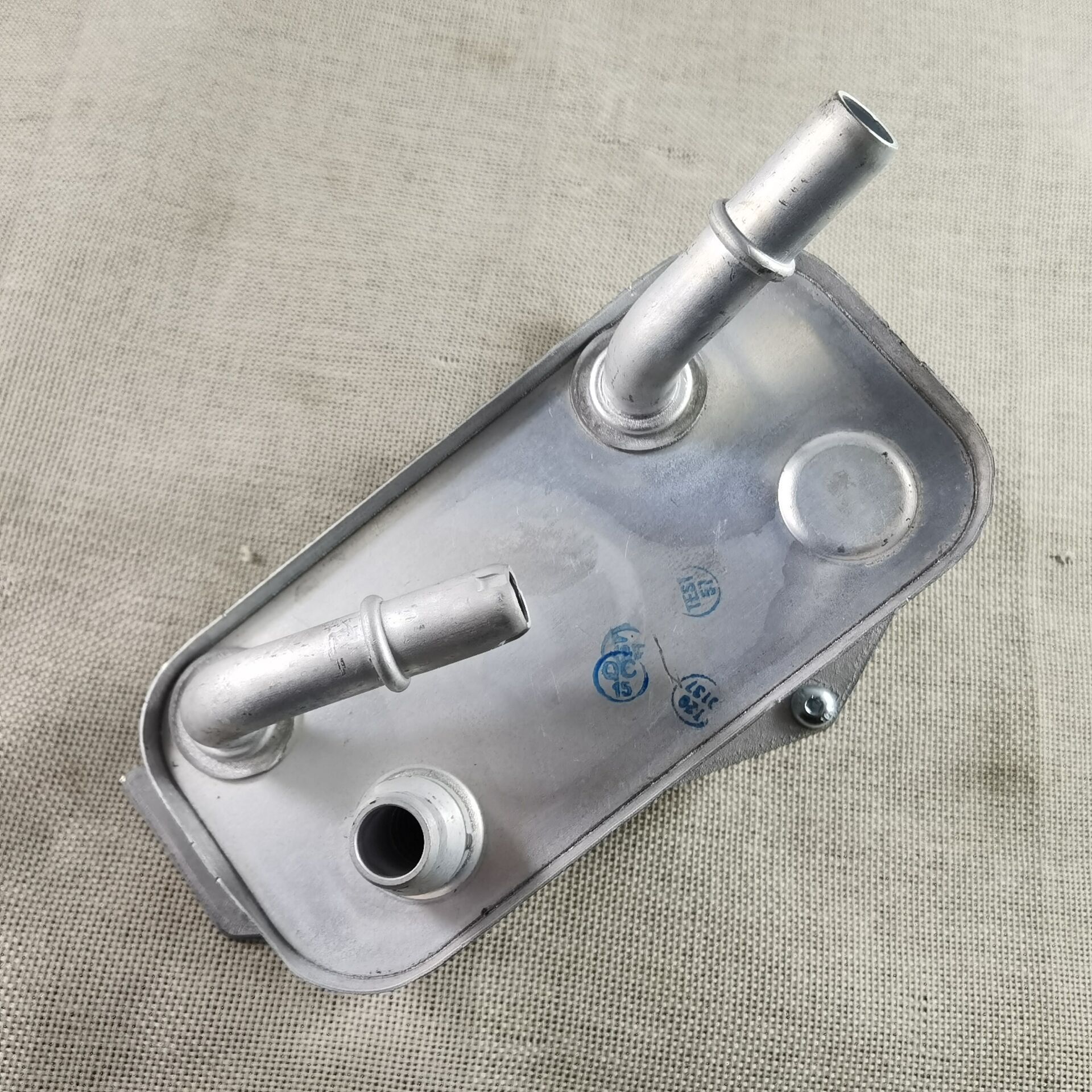 变速箱油冷却器17217529499， 17217551647-阿里巴巴