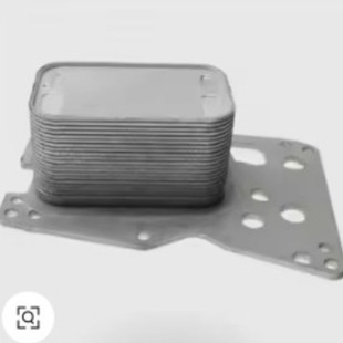 11428510855 11428507626 发动机机油散热器 机油冷却器 适用宝马-阿里巴巴