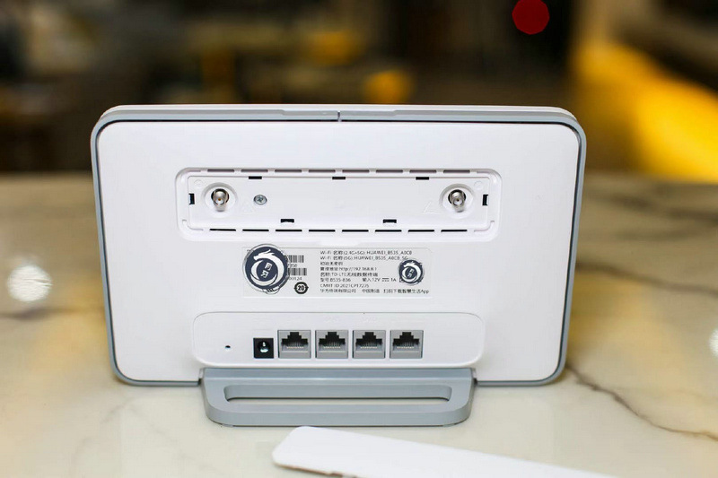 华为b535 B535-836 Cat7 4G WiFi Router 无线插卡路由器 CPE适用-阿里巴巴