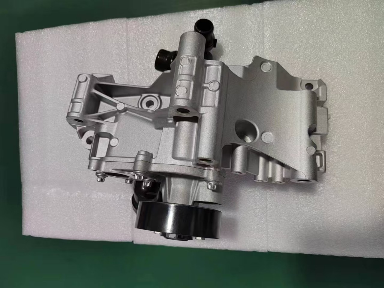 11518650988 11518666807 8650988发动机水泵 适用宝马X5/3系/6系-阿里巴巴