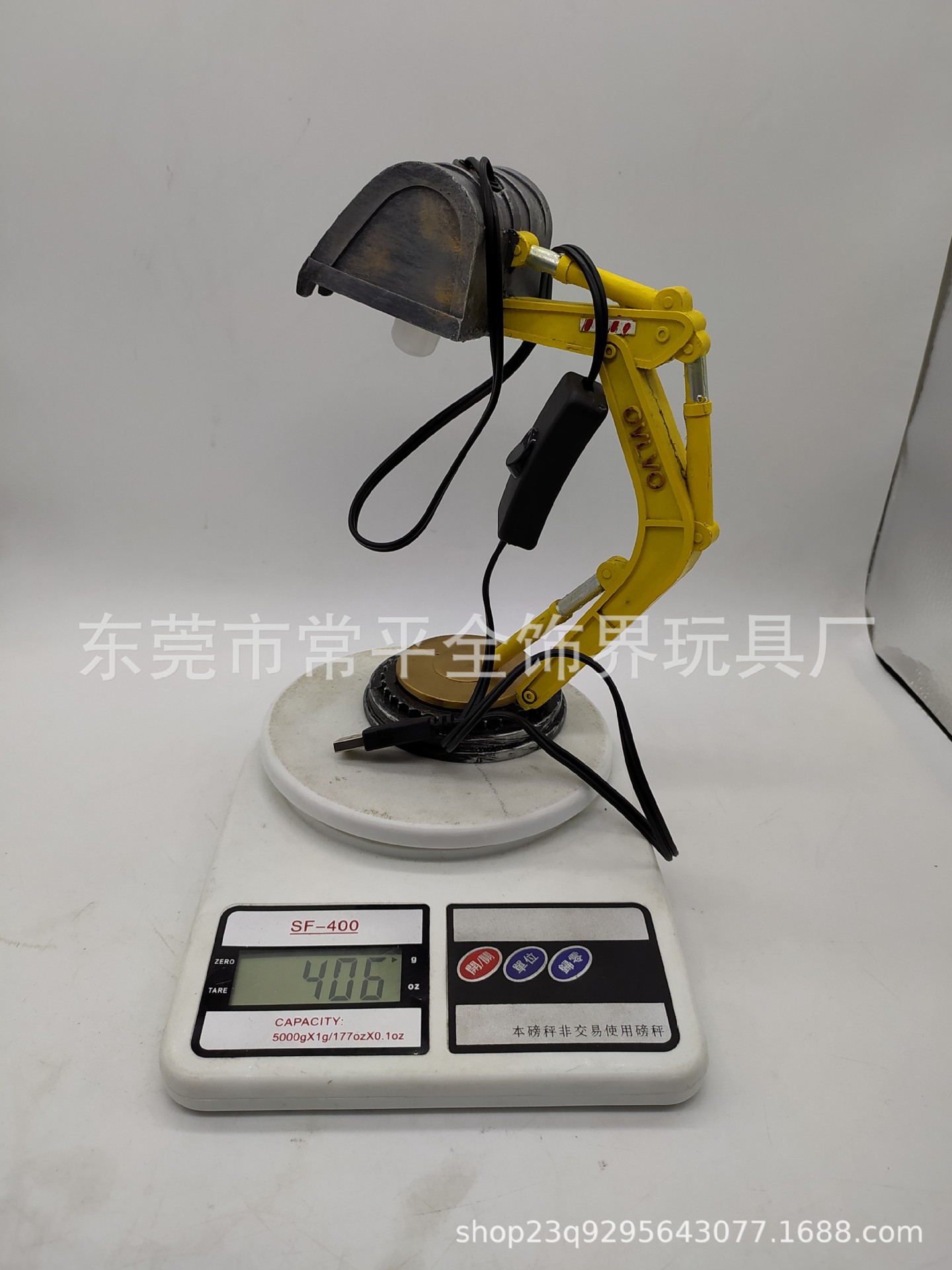 跨境挖掘机台灯Digger Desk Lamp装饰灯摆件USB挖掘机台灯现货-阿里巴巴