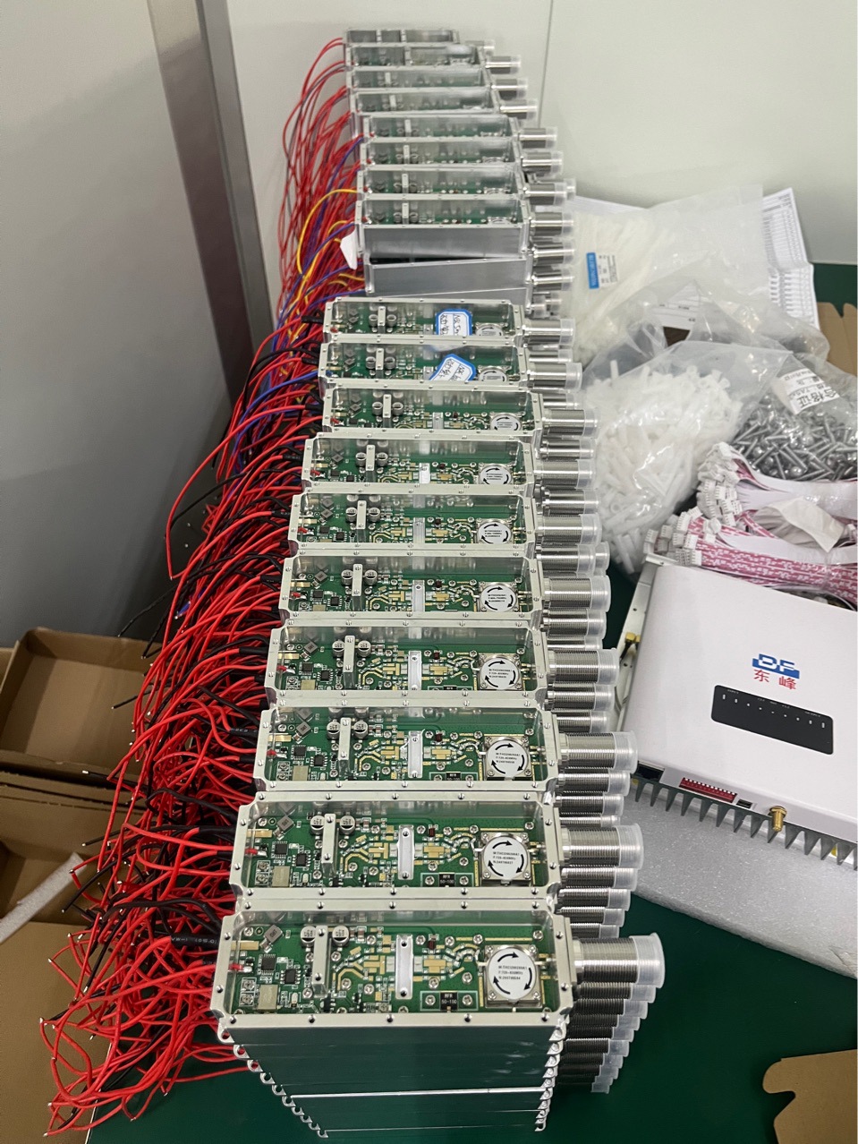 FPV光纤无人机中继增程模块 天空端光纤盘图数模块防长距离-阿里巴巴