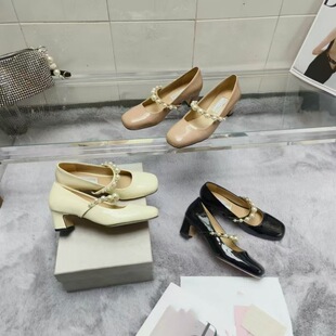 高版jm25春新款一字带珍珠玛丽珍单鞋女方头粗跟中跟漆皮浅口鞋子-阿里巴巴