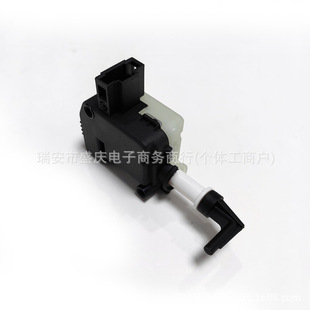 汽车发动机配件暖风电机适用于大众途锐油箱电机18G827061-阿里巴巴