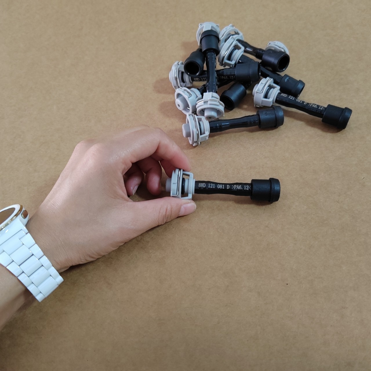 8W0121081BK 8W0 121 081 BK水管 暖风水管 发动机冷却液胶管-阿里巴巴