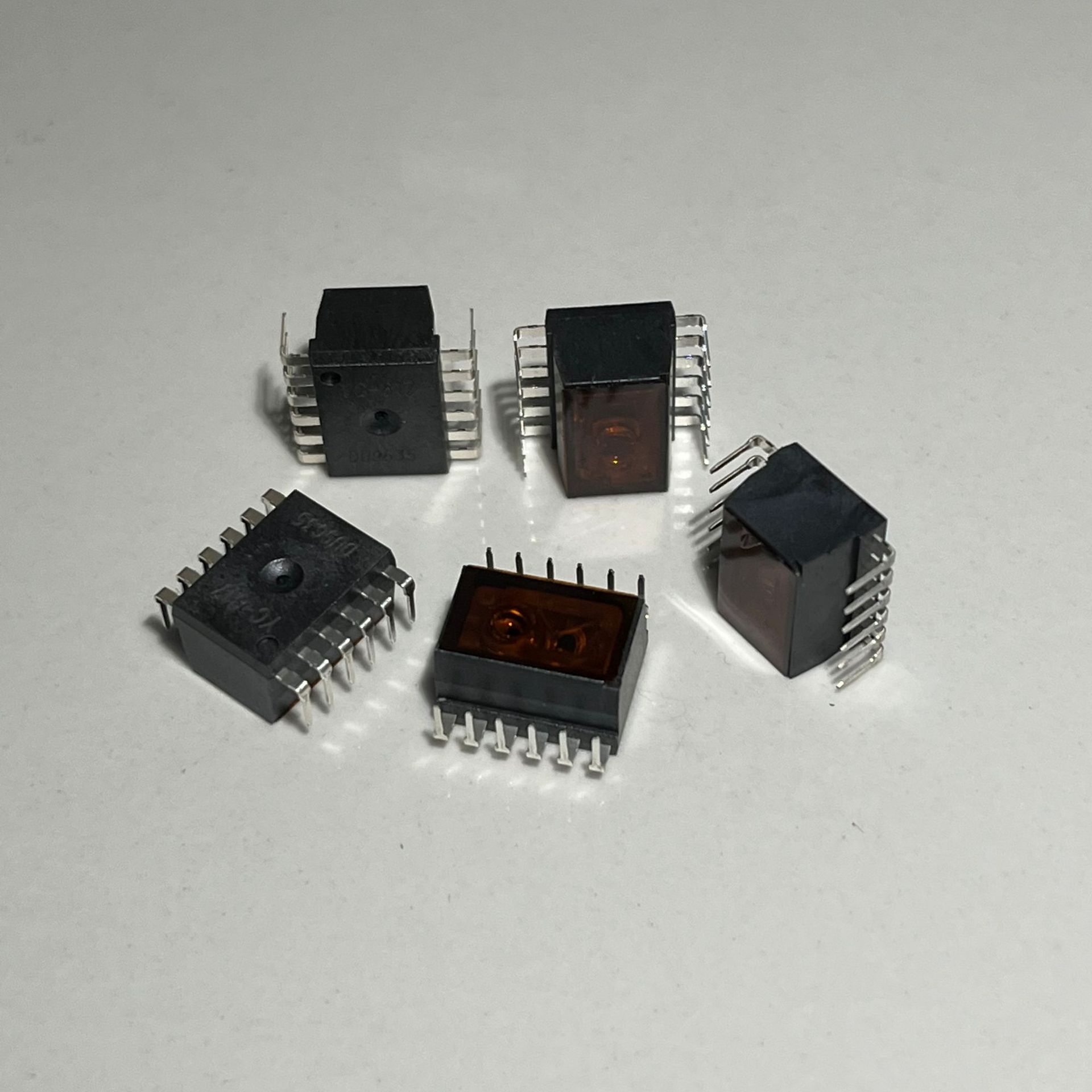 DIP12脚无线光电鼠标传感器主控三合一ic芯片oy8699 集ic透镜led-阿里巴巴