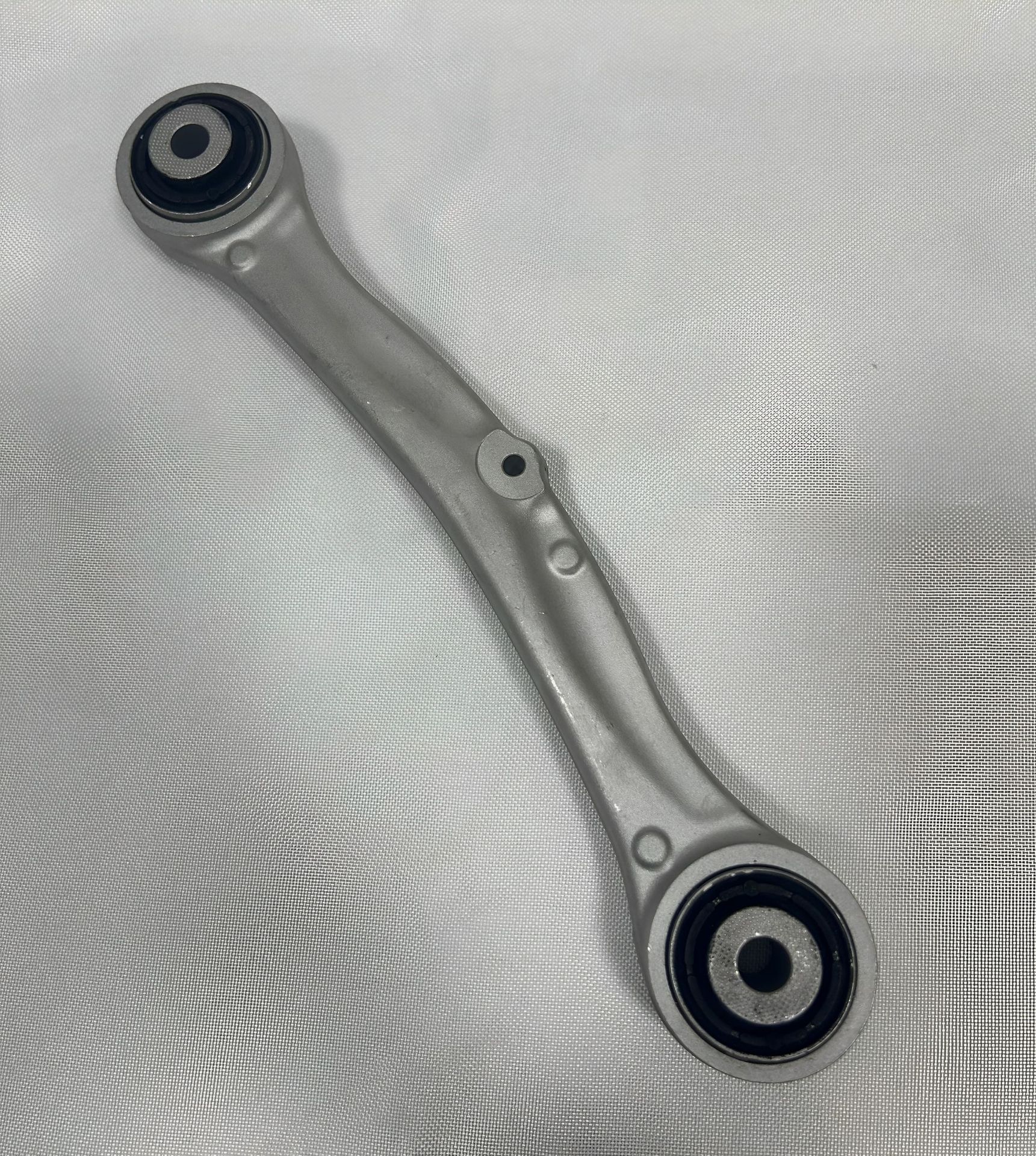 适用于特斯拉ModelX/S后上摆臂上支臂1027421-00-E 1027426-00-C-阿里巴巴