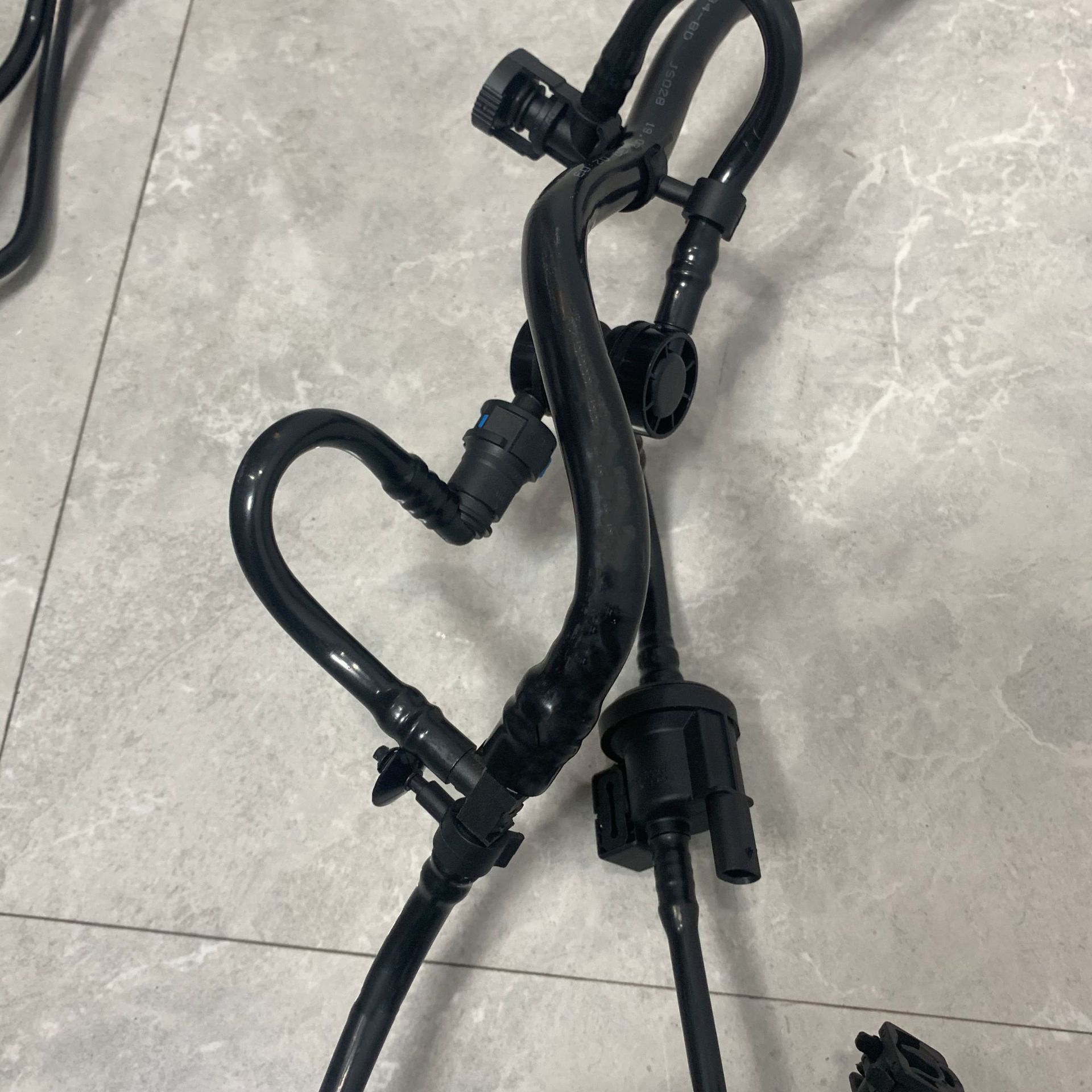 LR045109 LR027894 适用于路虎/捷豹RRE燃油蒸汽管-阿里巴巴