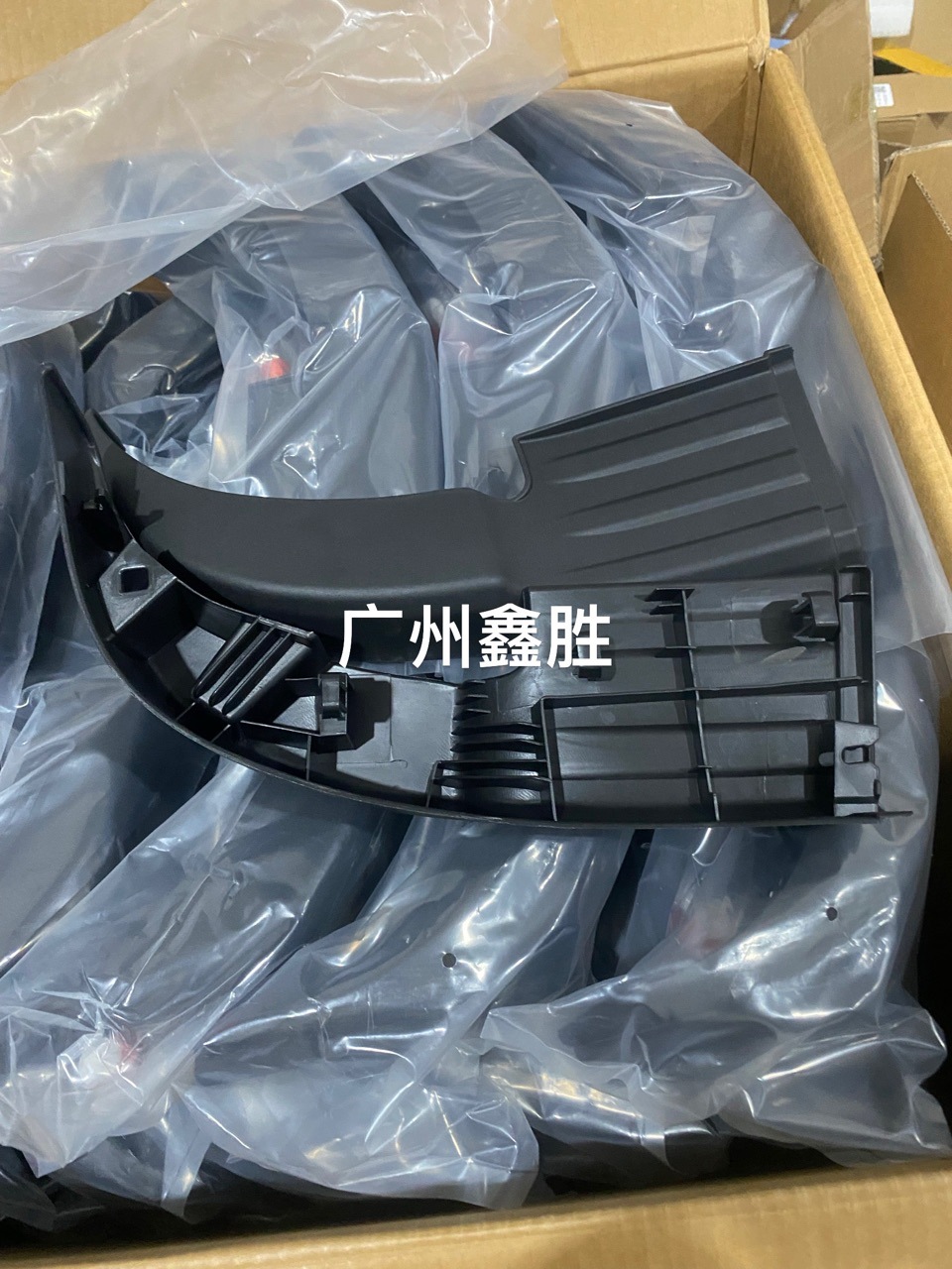 52164-0K030适用于丰田皮卡海拉克斯REVO 后保险杠左侧挡板包角-阿里巴巴