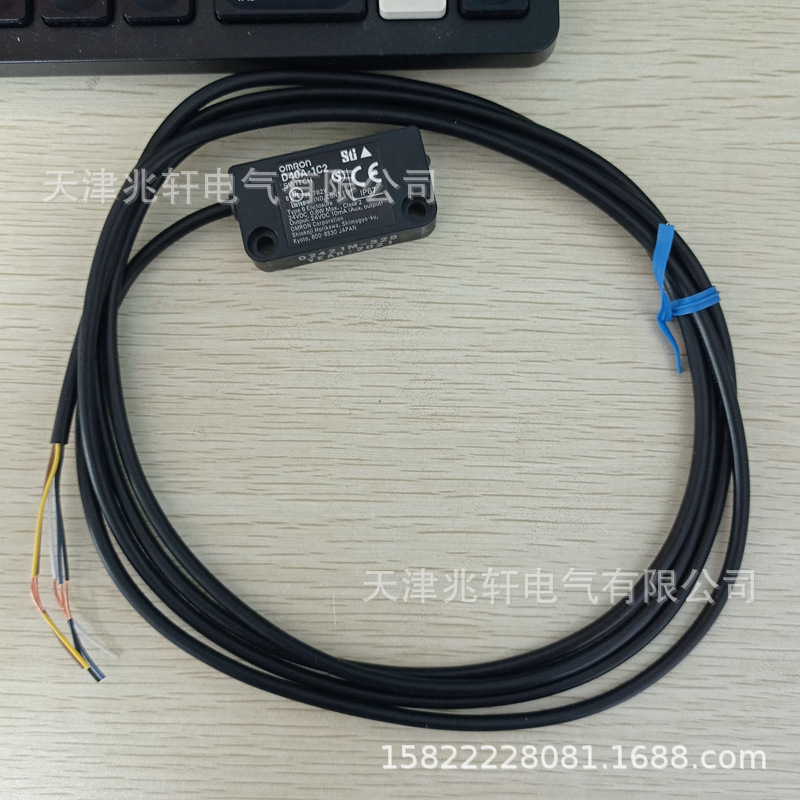 D40A-1C2欧姆龙开关D40A-1C2接触式门开关-阿里巴巴
