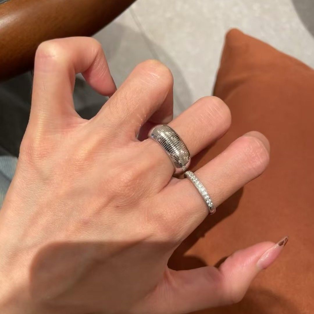s925纯银CNC工艺灯泡戒指新款轻奢高颜值时尚小众高级戒指-阿里巴巴