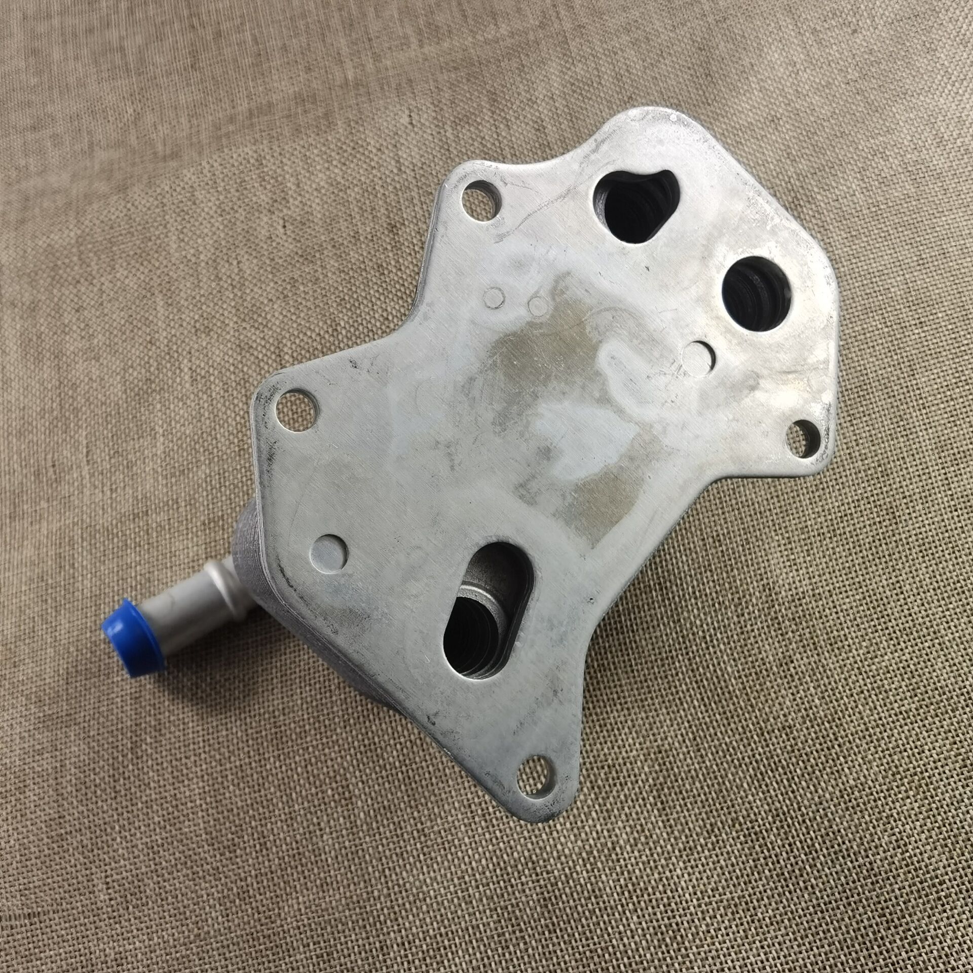 机油冷却器 散热器 06D117021C 06D 117 021C-阿里巴巴