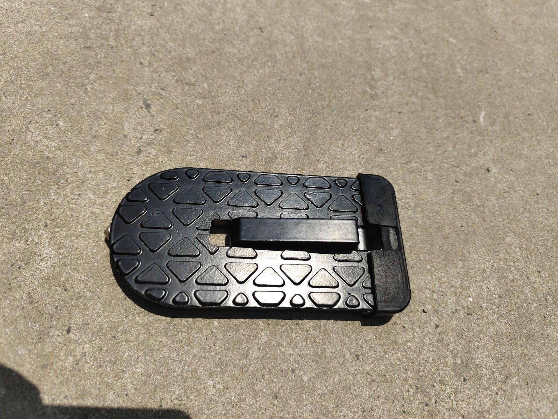 脚踏板汽车通用型上车顶登高踏板金属防滑小车货车多功能攀爬器梯-阿里巴巴