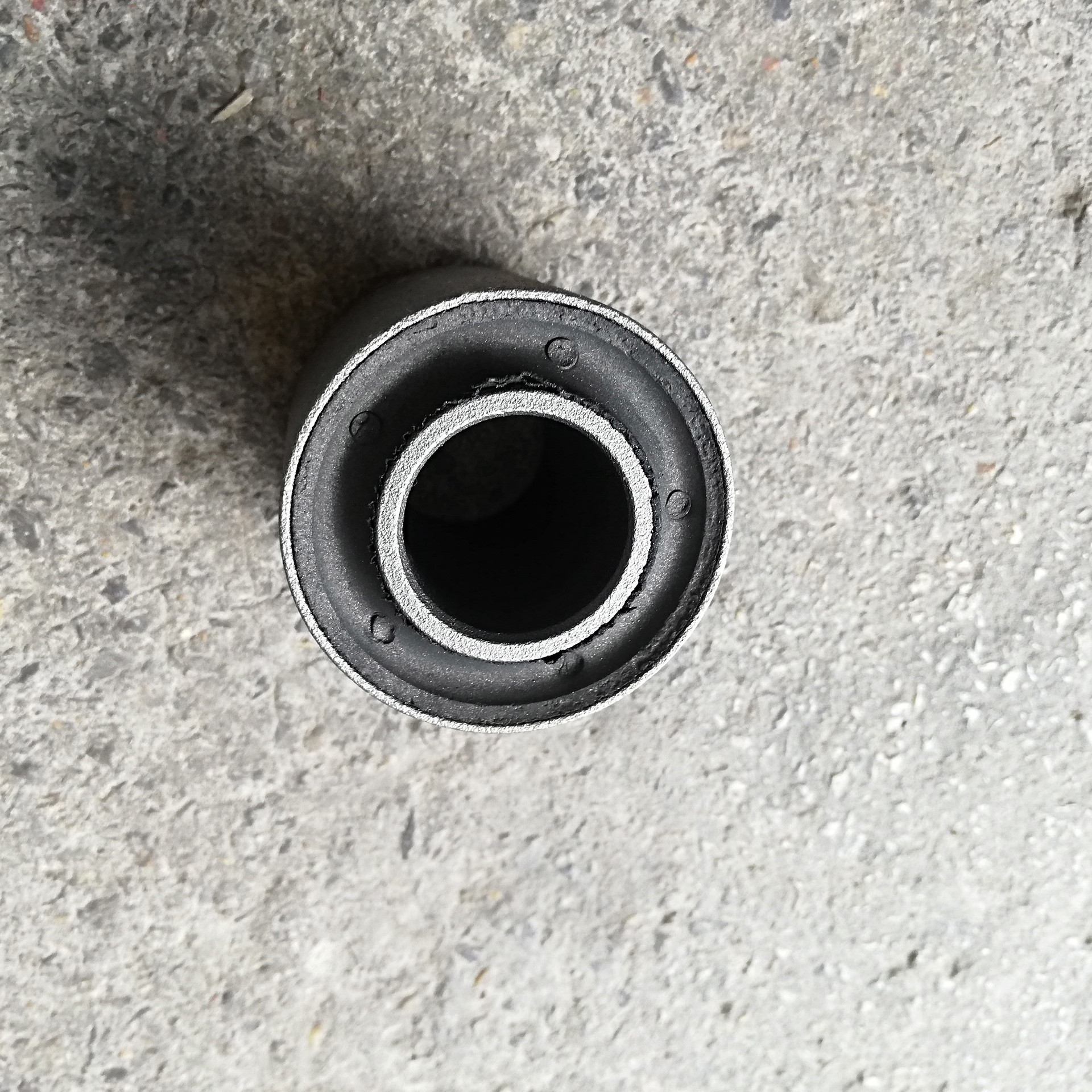 AZ1642430061 驾驶室翻转衬套（铁）豪沃420 工程机械 德龙 欧曼-阿里巴巴