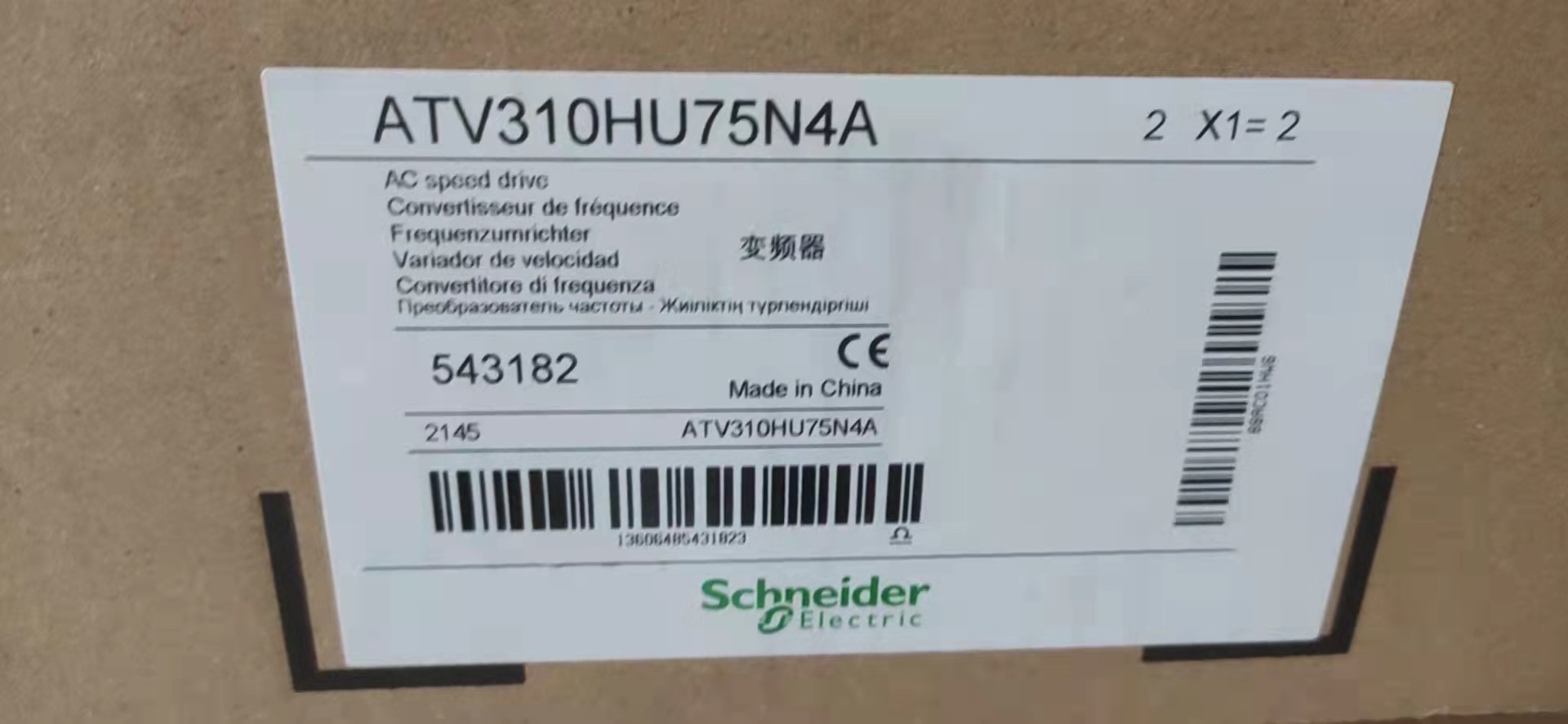 施耐德代理工业插头插座81182 PKX16M4B5/378 678 383 694连接器-阿里巴巴