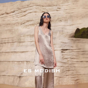 ES MODISH春季新款醋酸皱褶V领吊带背心+法式高级感休闲裤两件套-阿里巴巴