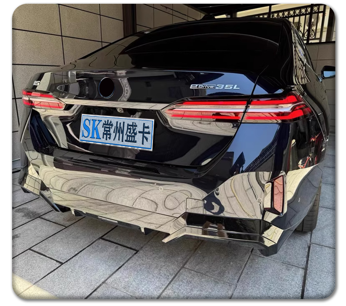 适用24-25款宝马新五5系i5G60G68 530li 525li改装后唇黑化套件-阿里巴巴