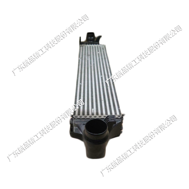 适用中冷器-奔驰2465000900-2465000100-30004658全新保一年-阿里巴巴