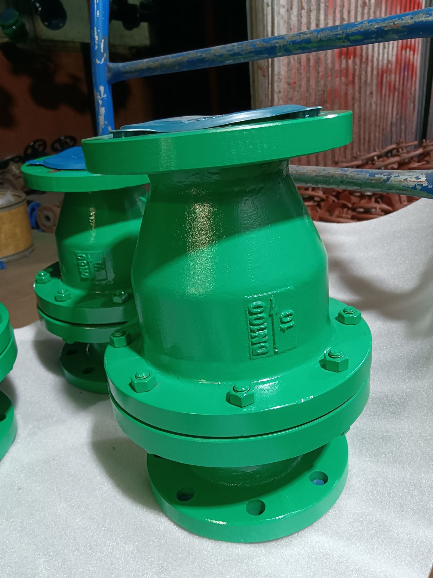 专产H44J衬胶止回阀 H44J-16C DN200旋启式衬胶止回阀-阿里巴巴