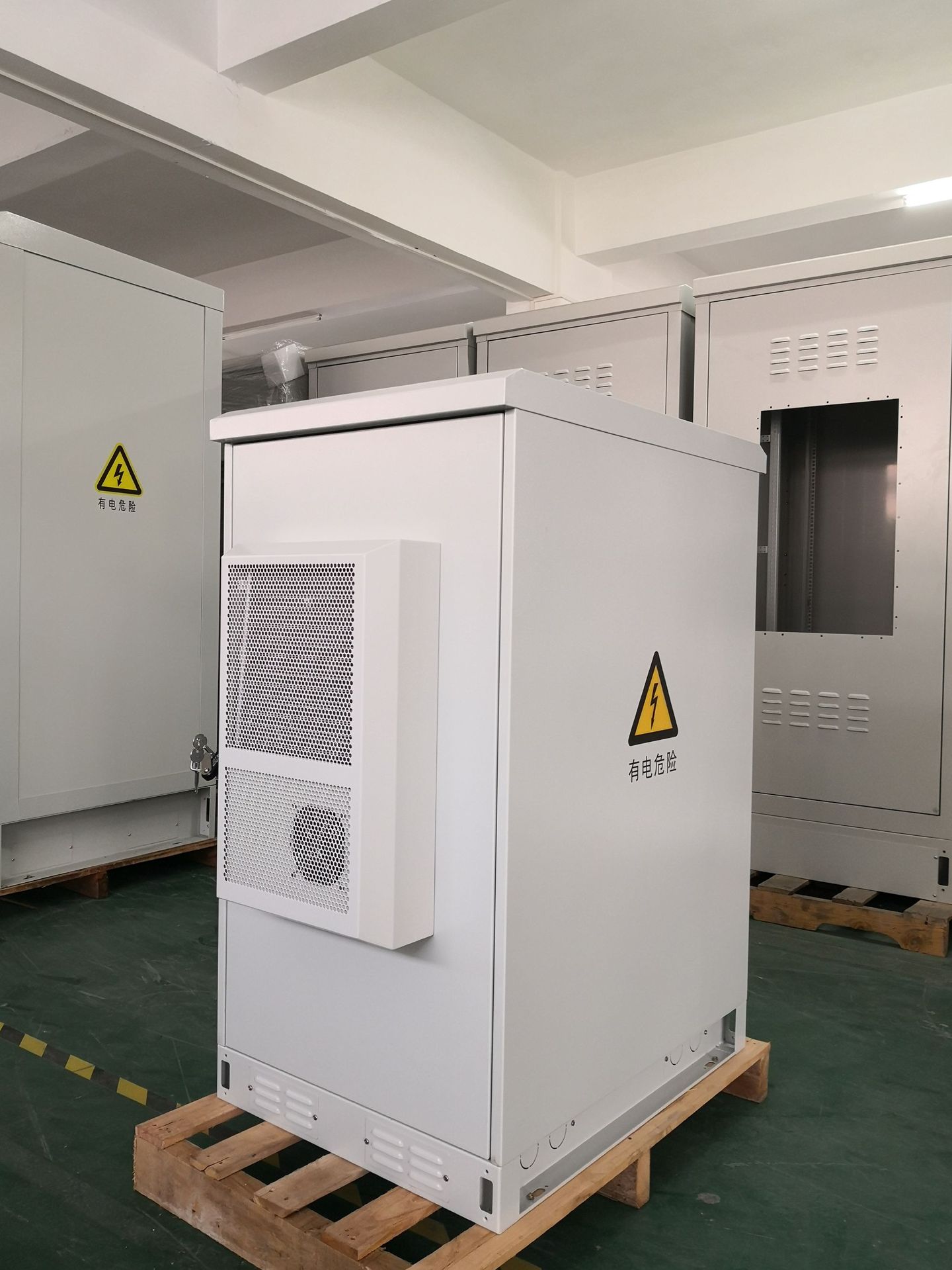 5KW机柜空调 户外储能集装箱用5000W壁挂式工业空调（具备认证）-阿里巴巴