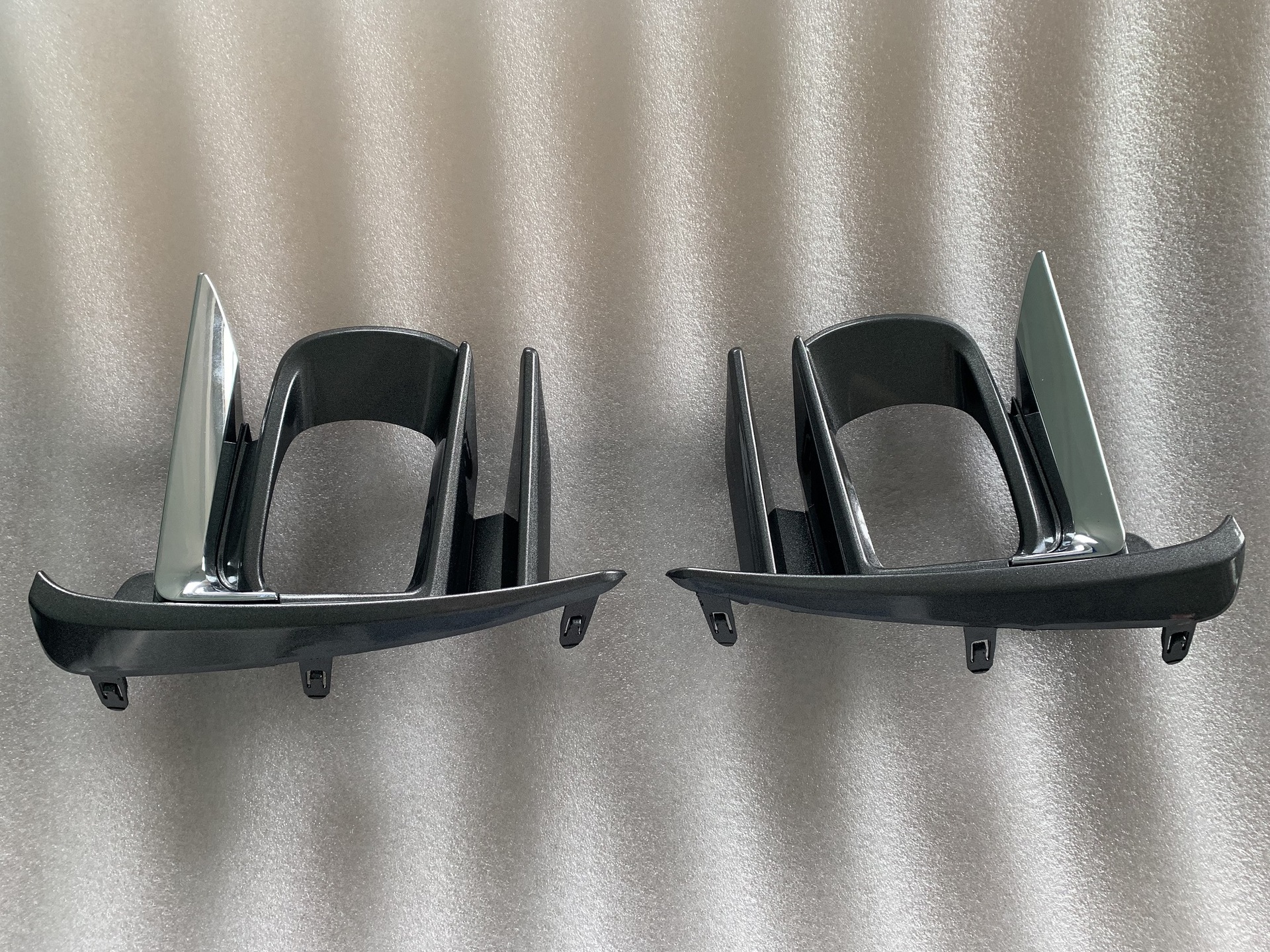 塞纳SIENNA US 2018 LE/SE 雾灯框52128-08060 52127-08060-阿里巴巴