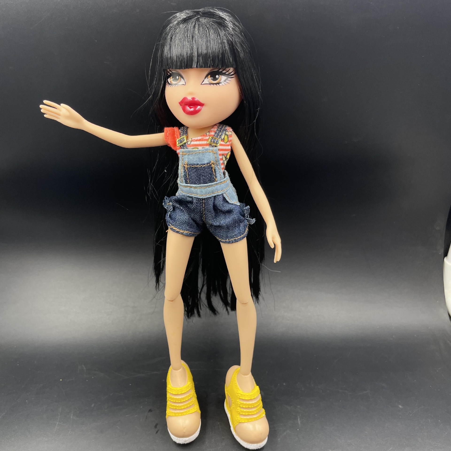Wholesale Mga Bratz jade jade Cloe koloberz Fashion Doll Girl's house toy